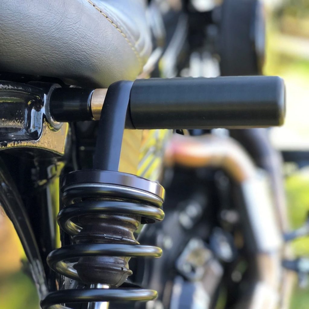 Engine Mounts & Jiffy Stands – Farrow's Customs
